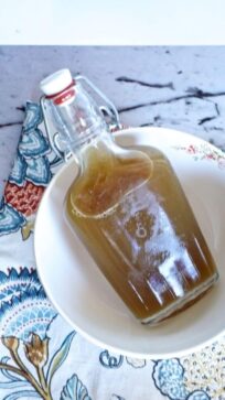 How to Make Rose Water Toner - Going Zero Waste