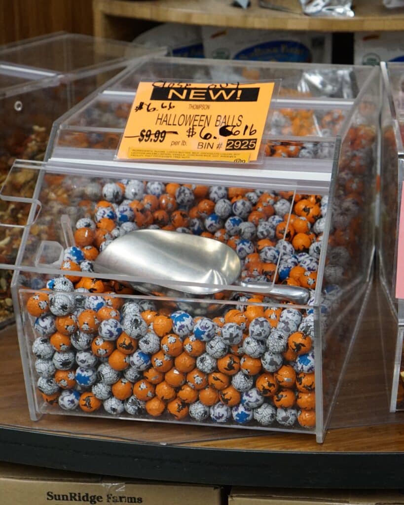 Eco Friendly Candy, Treats, and More for Halloween - Going Zero Waste