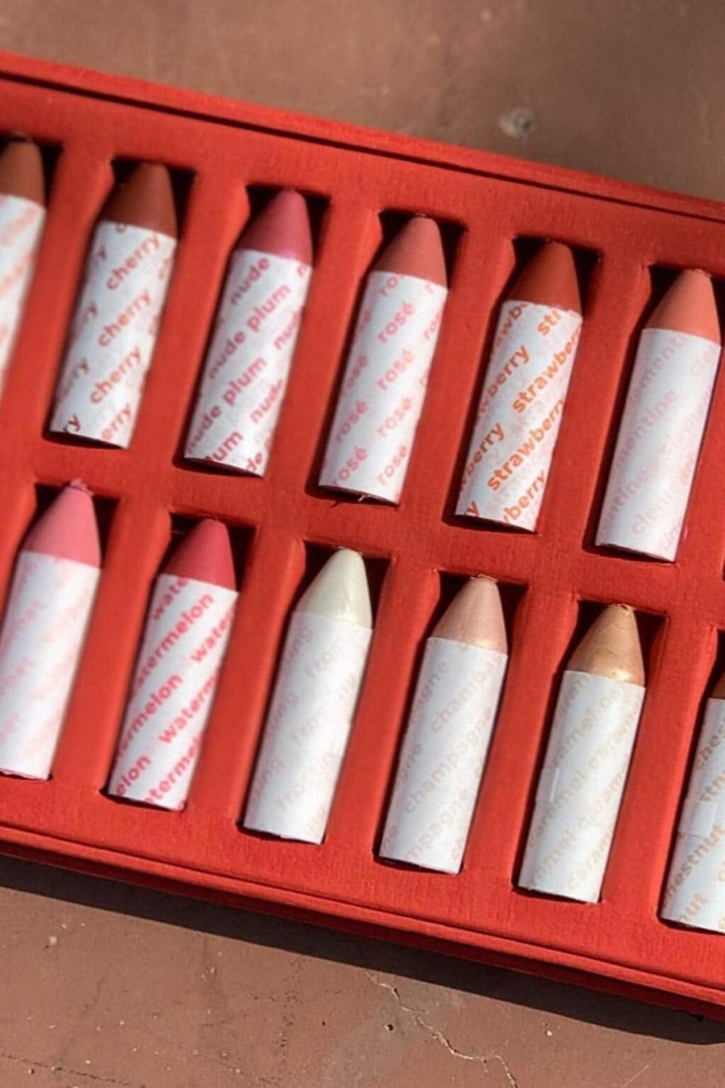 15 Clean Makeup Brands to Try Now - Going Zero Waste