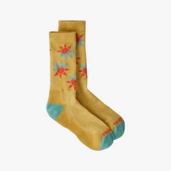 9 Best Sustainable Socks - Going Zero Waste