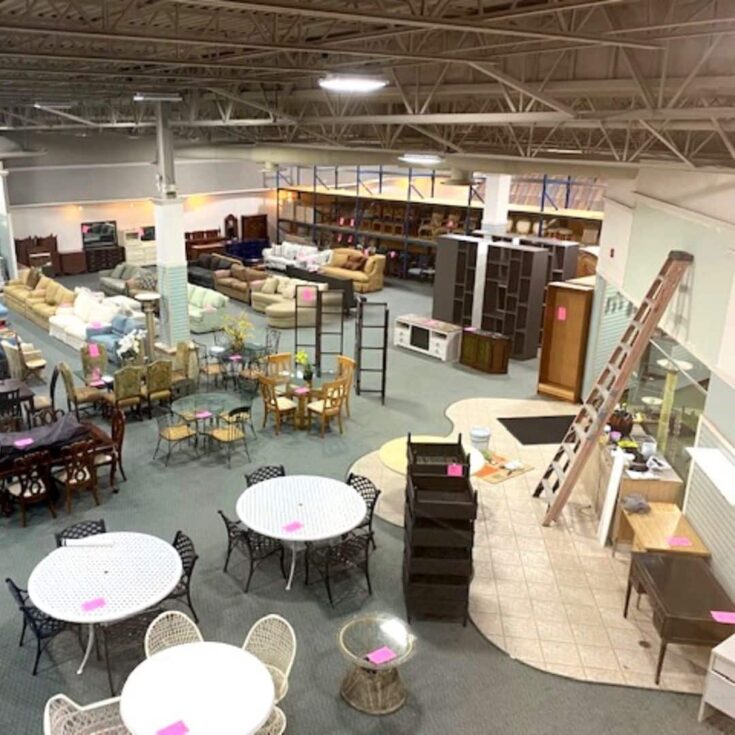 Reuse Stores: What Are They + How Do They Work? - Going Zero Waste