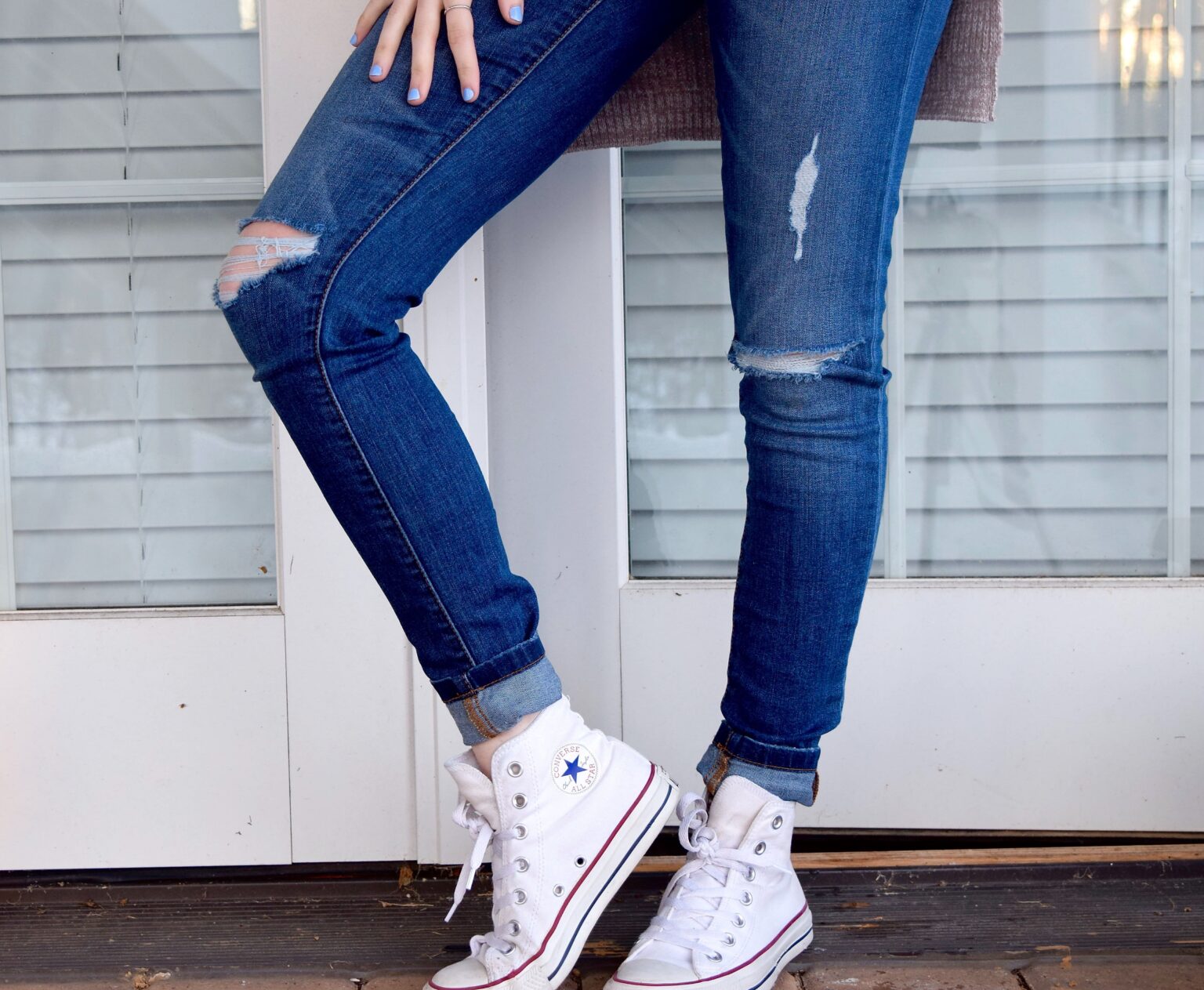 How to Sew a Button + 5 Other Clothing Fixes - Going Zero Waste