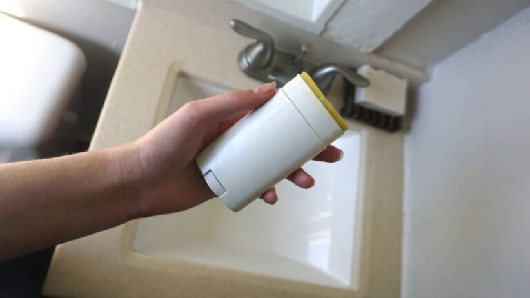 How to Make Deodorant: DIY Recipe - Going Zero Waste