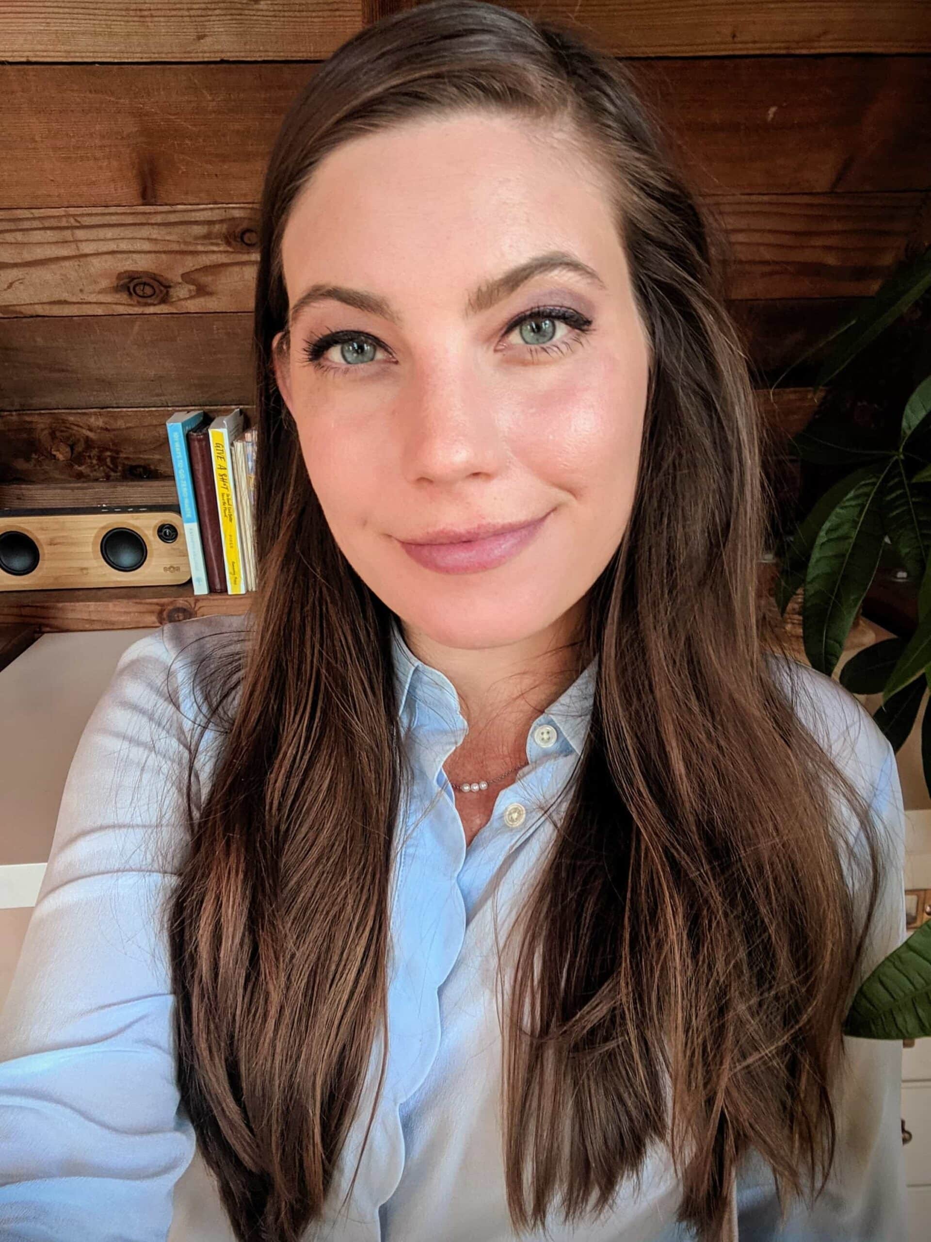 How to Create a Capsule Makeup Kit - Going Zero Waste