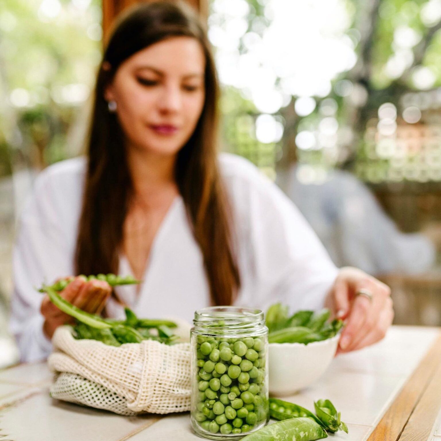 10 Ways to Create a Non-Toxic Kitchen - Going Zero Waste