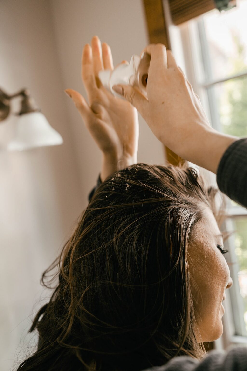 12 Best Organic Shampoo Options for a Natural Hair Care Routine - Going ...